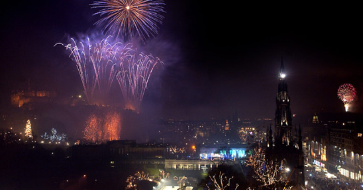 Budget Travel | Have a Hoot at Edinburgh's Hogmanay Celebrations