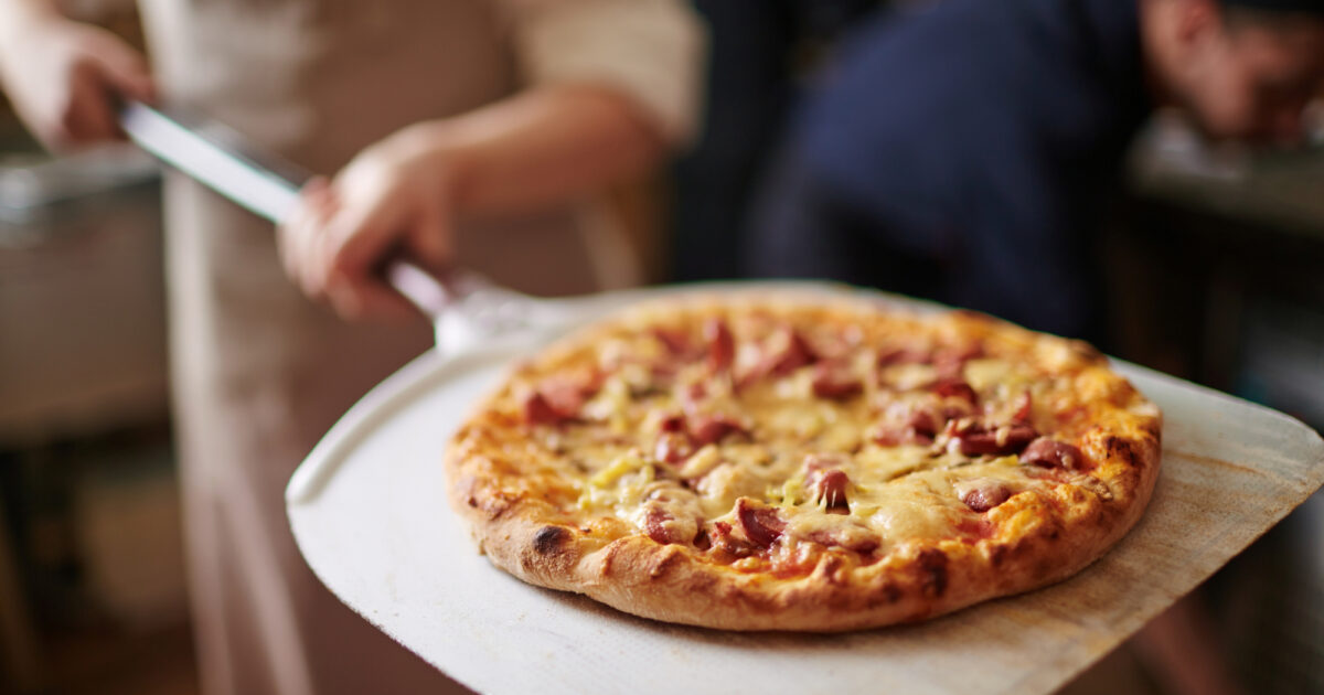 Budget Travel | Where to Find the Best Pizza in America