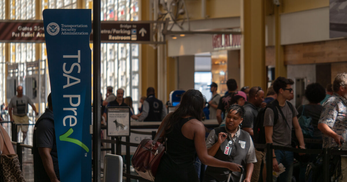 Budget Travel | TSA Summer Travel Tips: 5 Things Every Traveler Must…