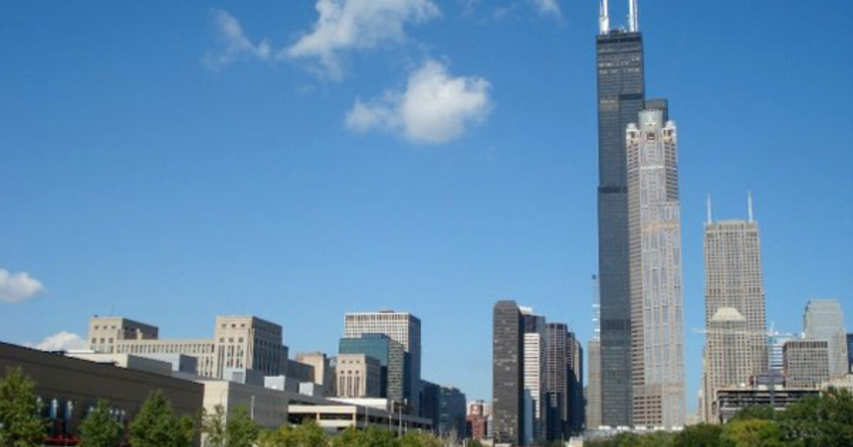 Budget Travel | Worth reading: The building formerly known as Sears…