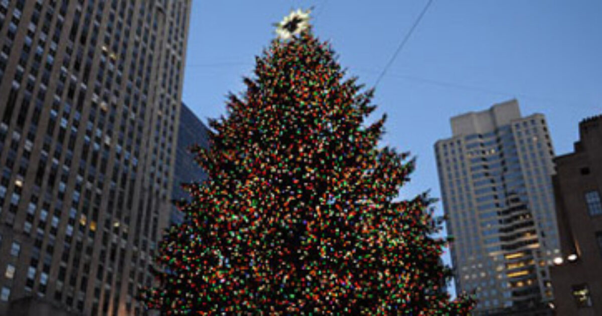 Budget Travel | Holiday scenes in NYC