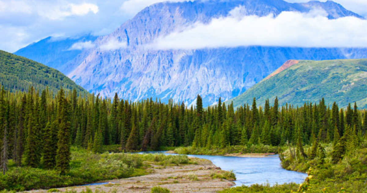 Budget Travel | 12 Most Extreme Places in America