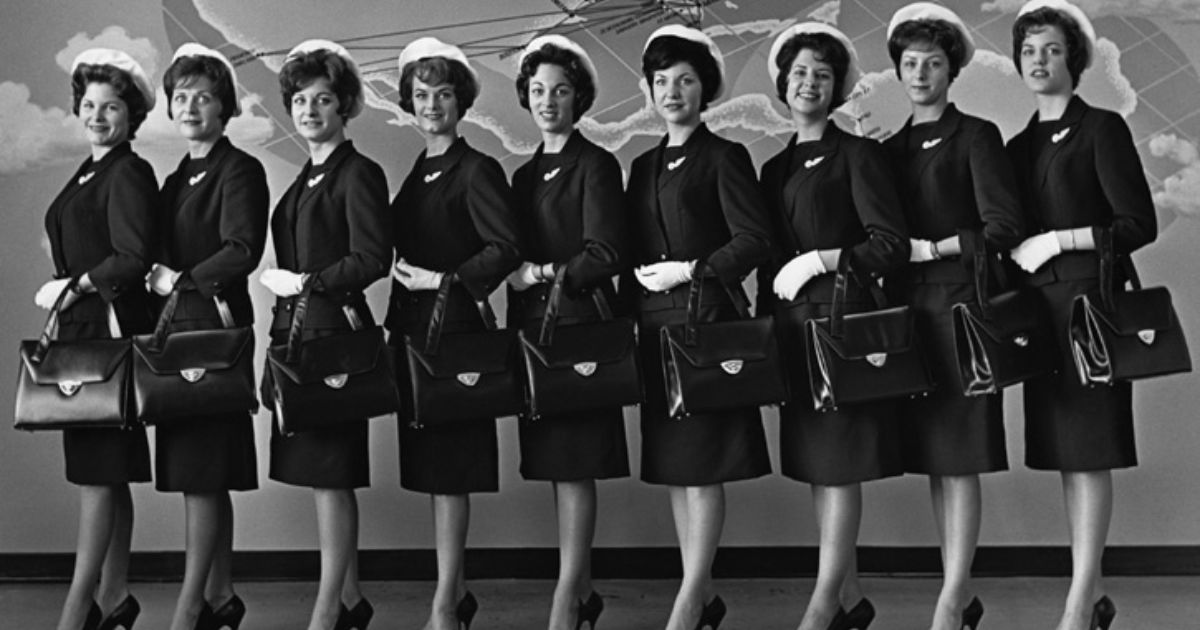 Stewardesses Pronunciation