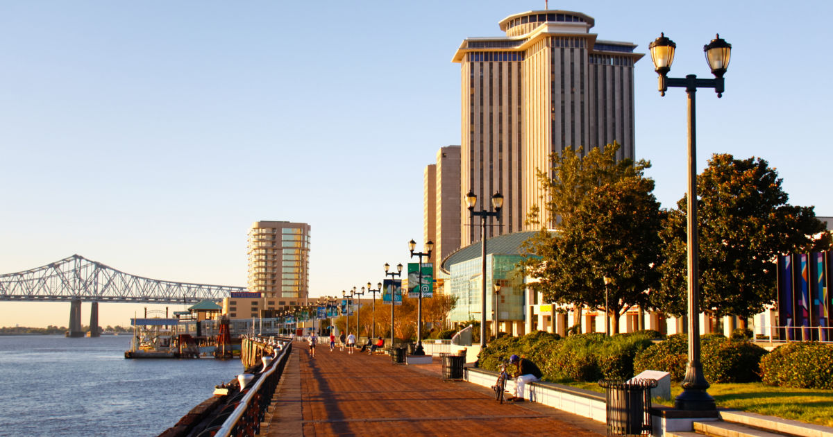 11 Greatest Riverfront Towns | Budget Travel