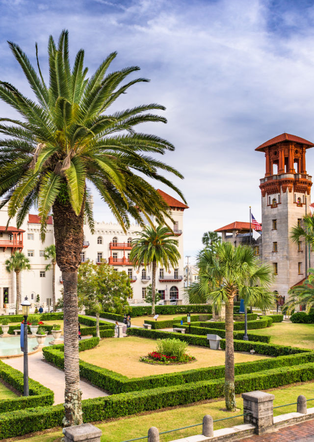 7 College Campuses That Are Actually Great to Visit | Budget Travel