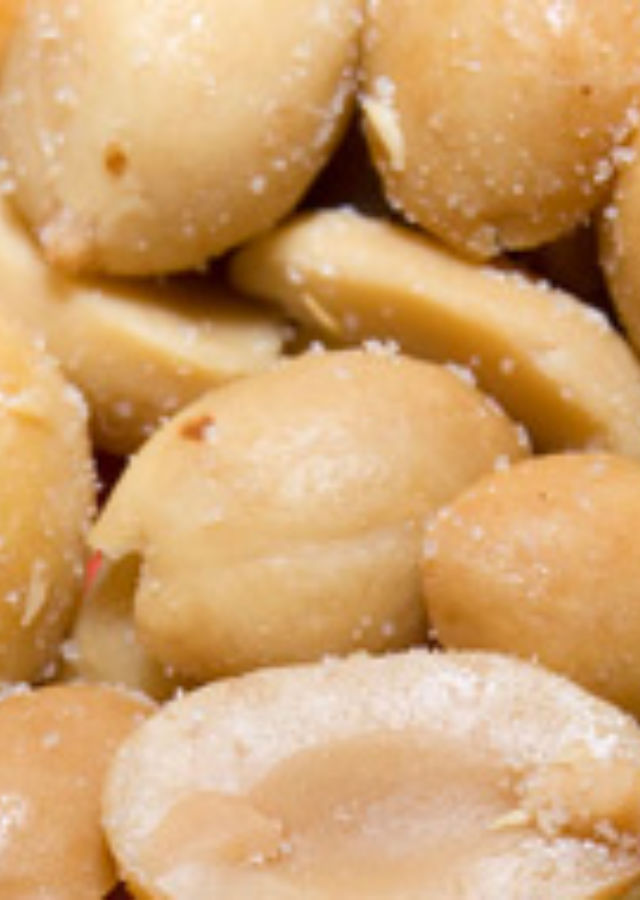 The humble airplane peanut: Banned? | Budget Travel