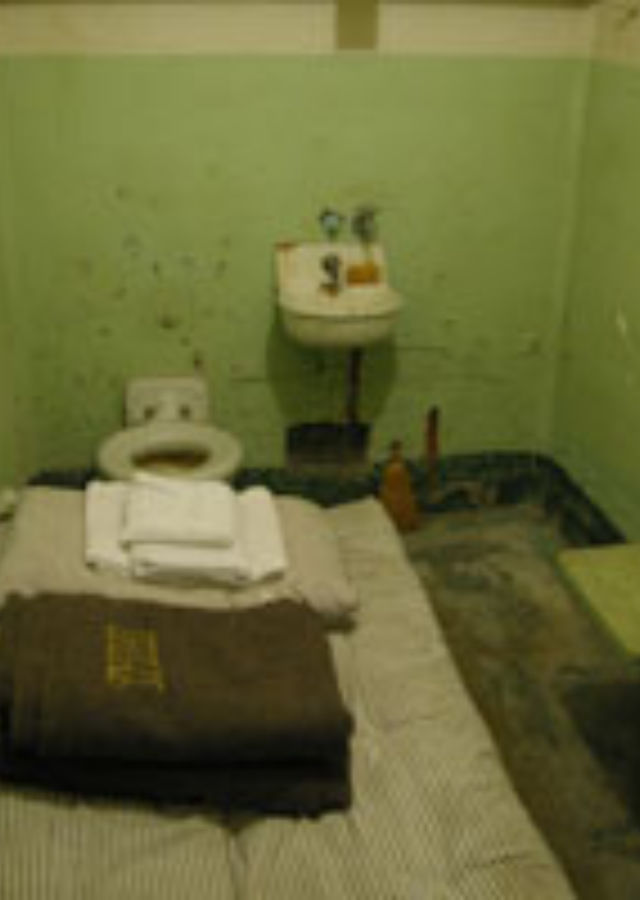 10 dirtiest hotels in the U.S. | Budget Travel