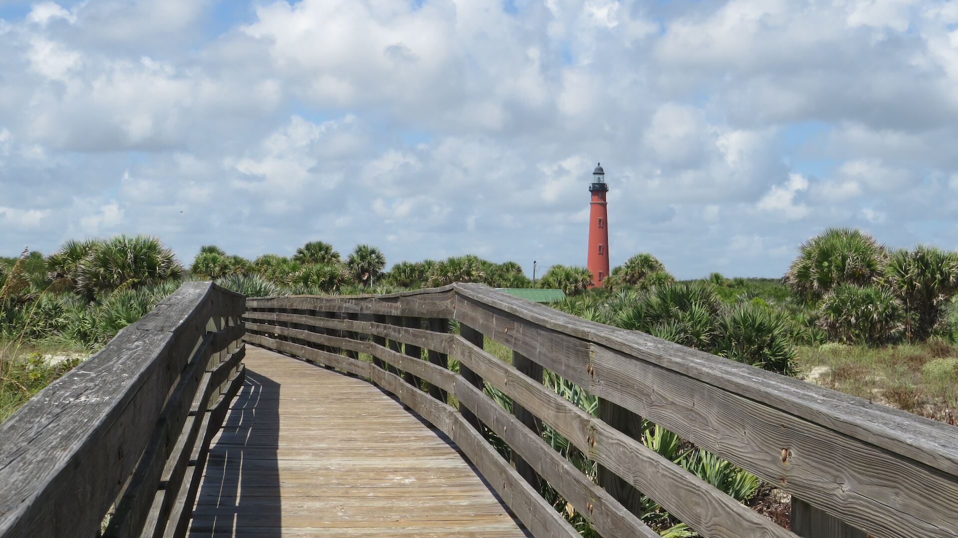 Budget Travel | Visit these Seaside Landmarks for National Lighthouse…